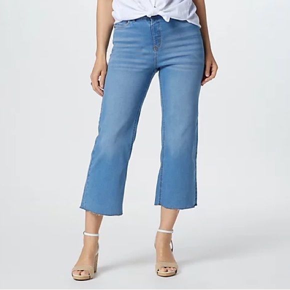 Denim&Co | Jeans | Denim Co Stretch Cropped Wide Leg Jeans Fray Hem ...